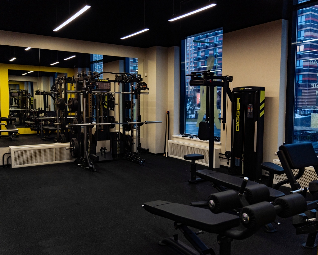 Фитнес-клуб XFIT Point Мякинино Парк в Москве: узнать цену на абонемент, расписание, стоимость ...